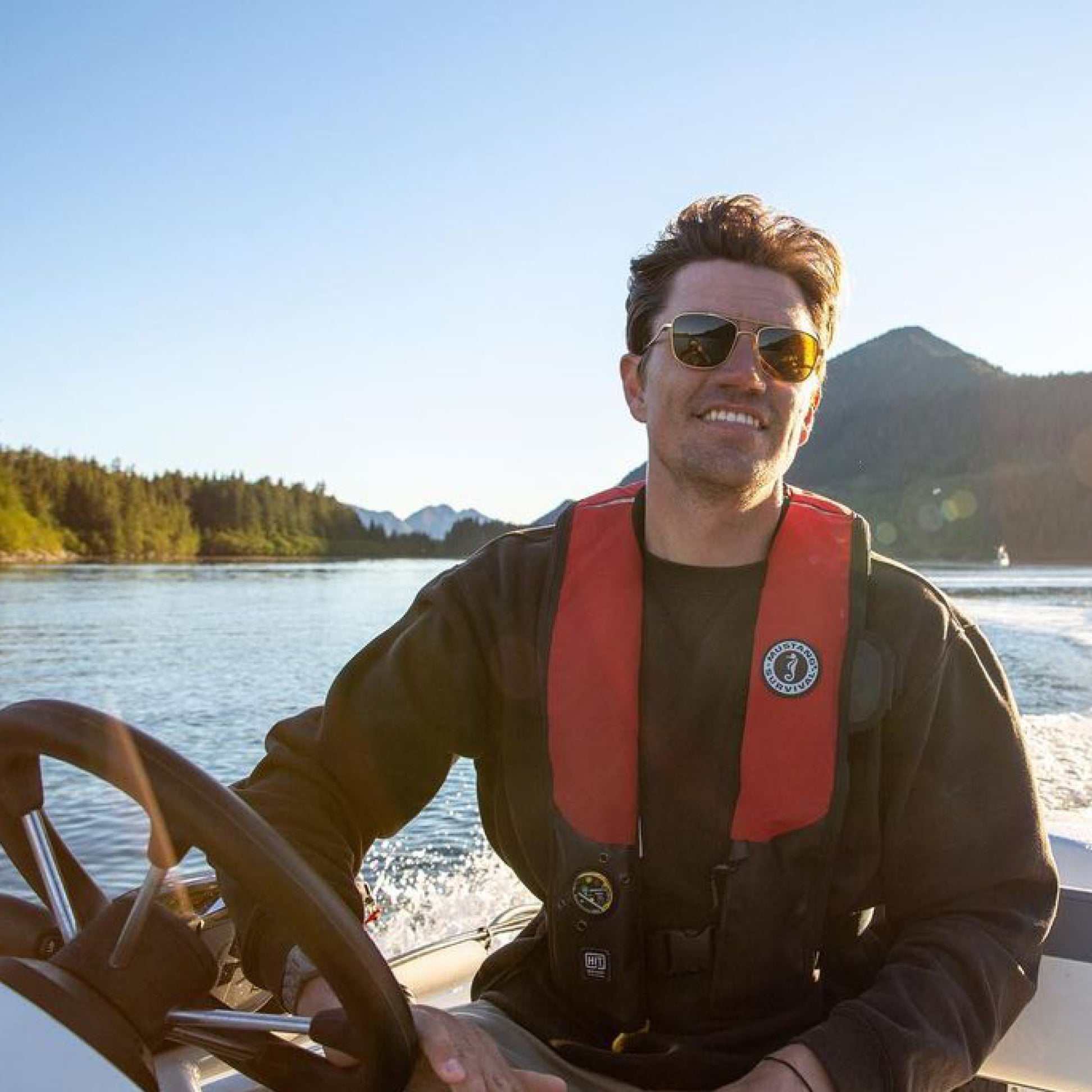 HIT Hydrostatic Inflatable PFD – Mustang Survival Canada